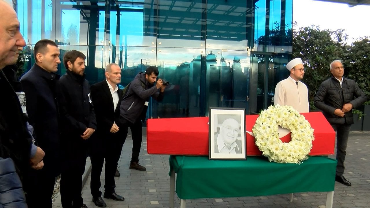 Hıncal Uluç son yolculuğuna uğurlandı